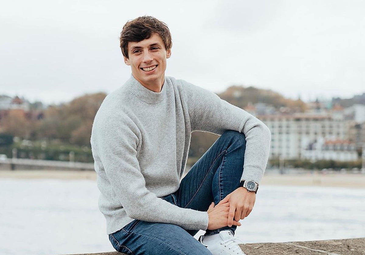 Robin Le Normand, fuera del campo: su edad, su familia y por qué juega ...