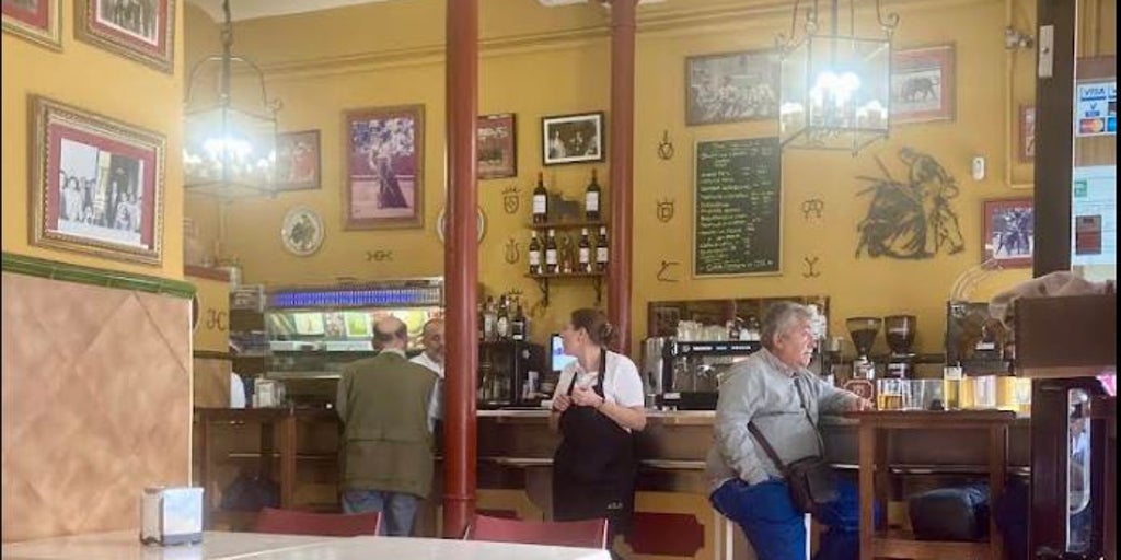 El bar de Sevilla donde Morante cerró su reaparición en la Maestranza