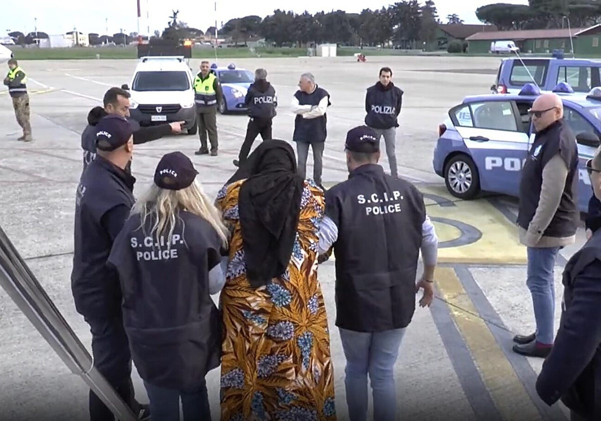 Jeff Joy, la madama de la mafia nigeriana, extraditada a Italia