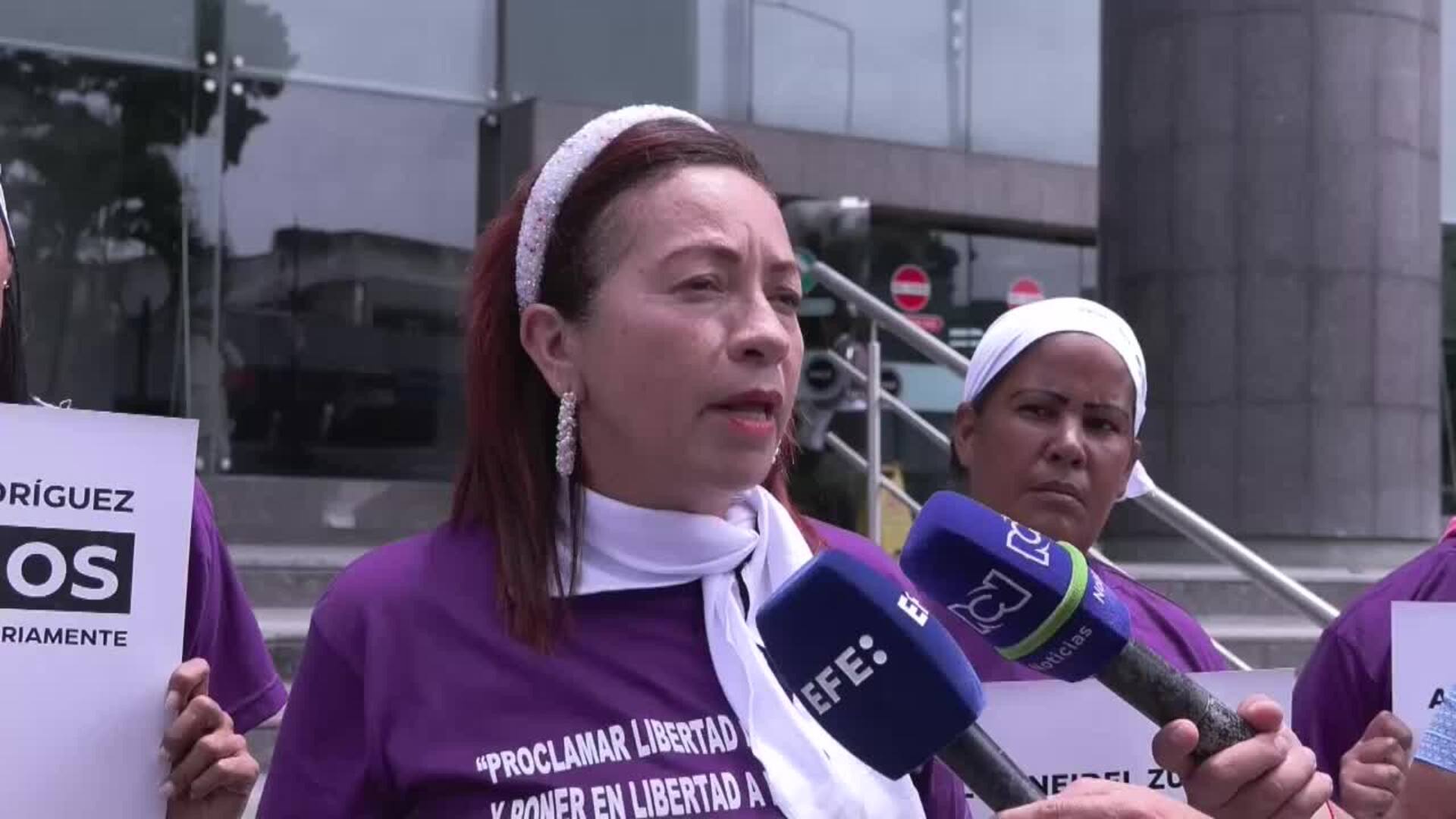 Familiares de adolescentes detenidos en Venezuela piden a Unicef que ...