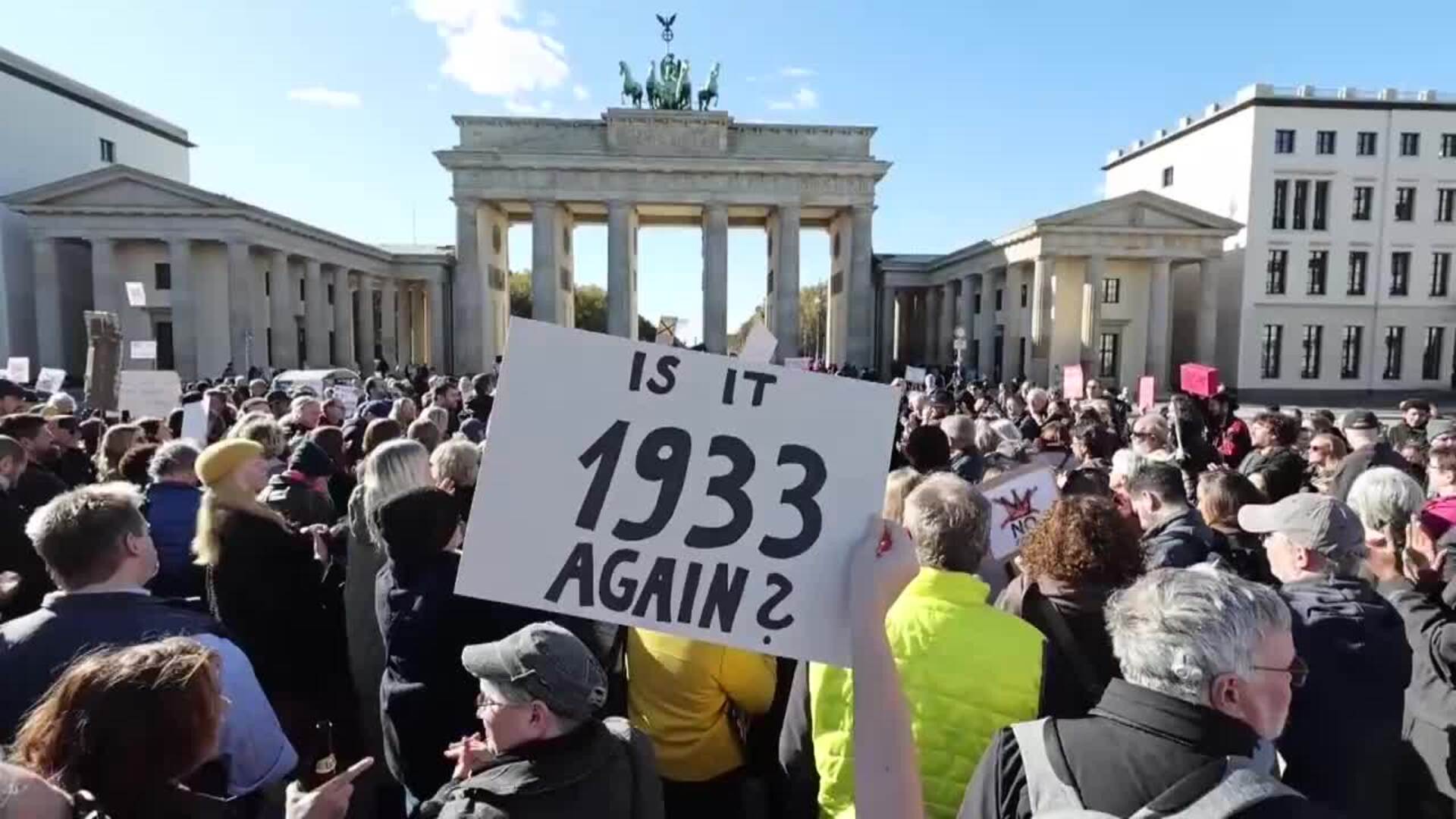 Decenas de personas protestan en Berlín en solidaridad con las ...