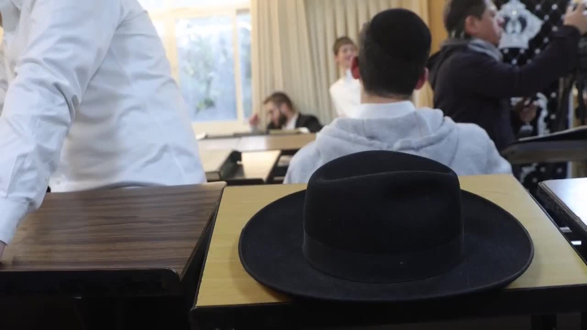 Una yeshivá israelí rompe el tabú ultraortodoxo y defiende la ...