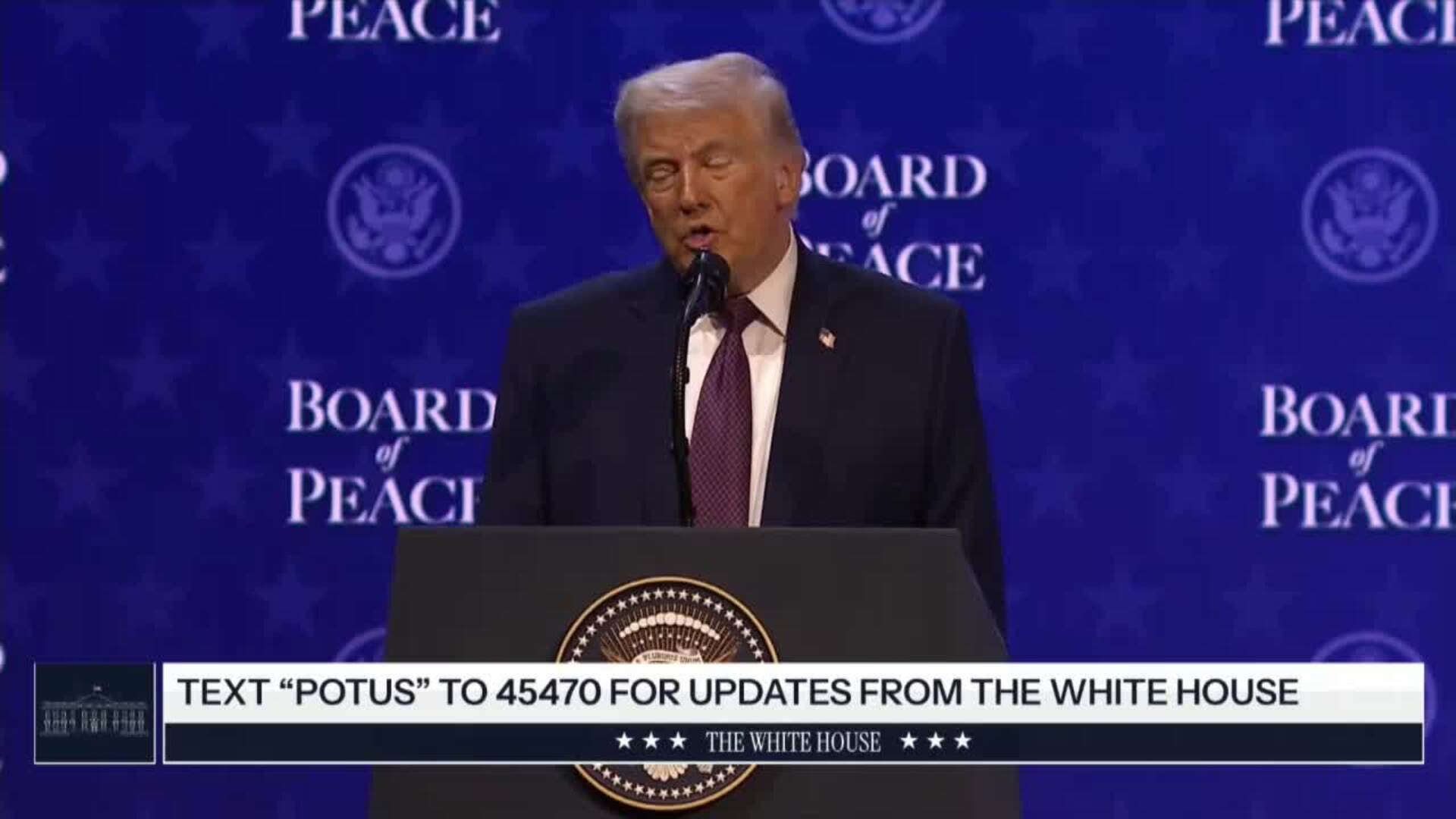 Trump sobre reconstrucción de Gaza: "Mirad esta ubicación junto al mar"