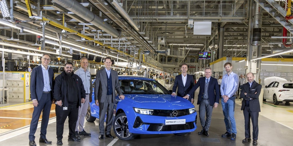 Opel celebra 125 años reafirmando su compromiso con Alemania