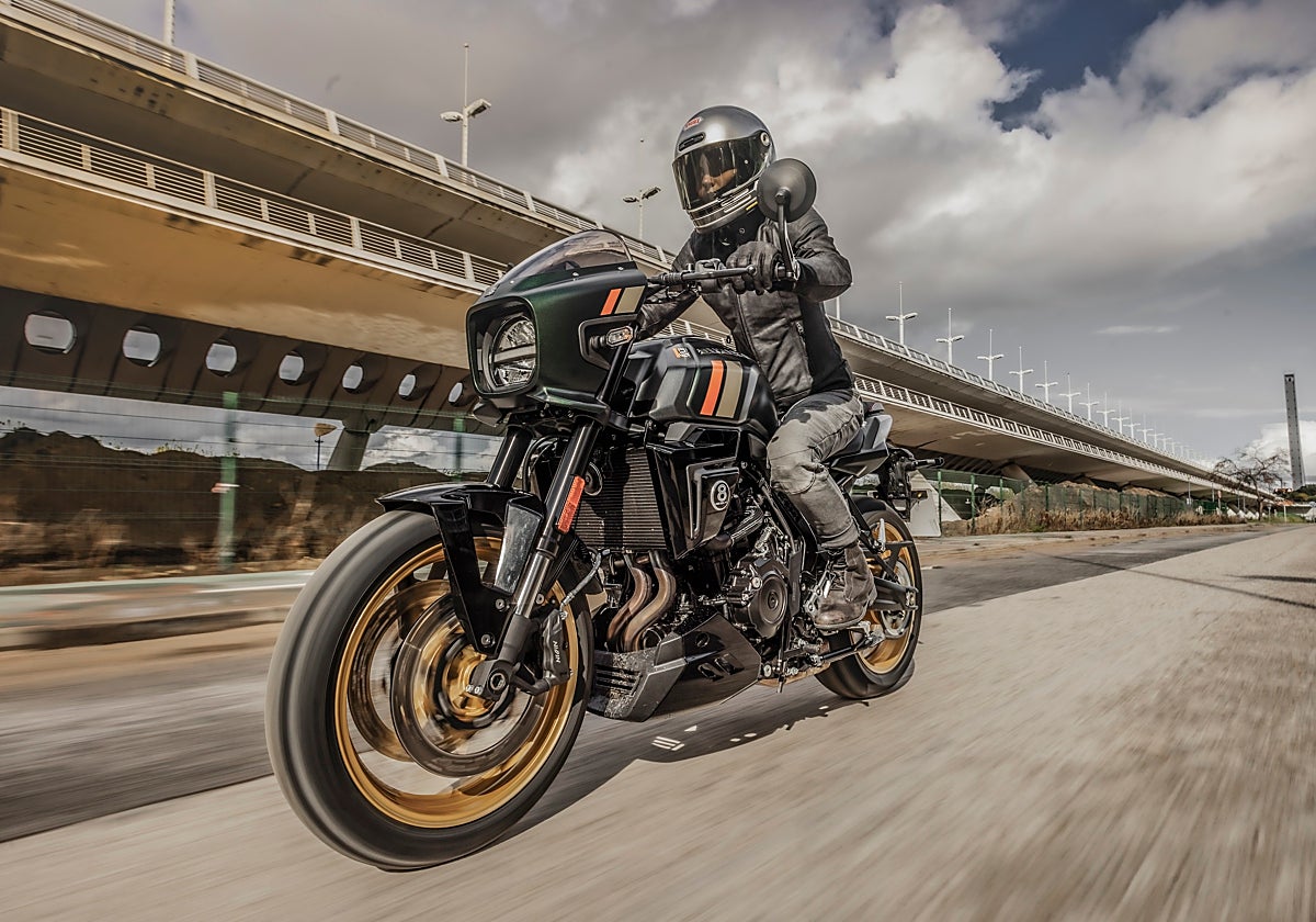 Suzuki crea una hipnótica neo-retro deportiva, la GSX-8TT