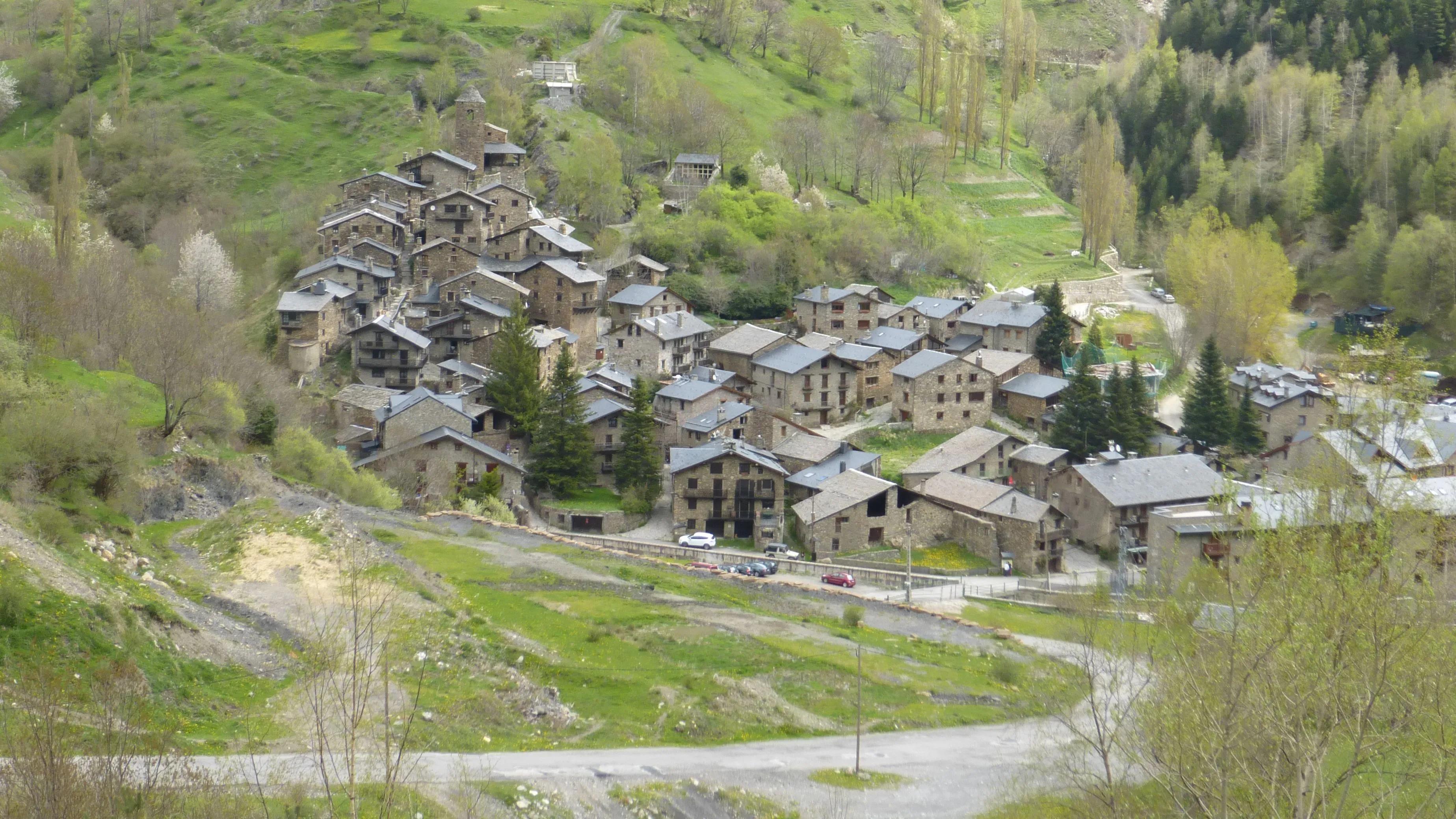 El pueblo de Cataluña al que solo se puede acceder por carretera desde ...