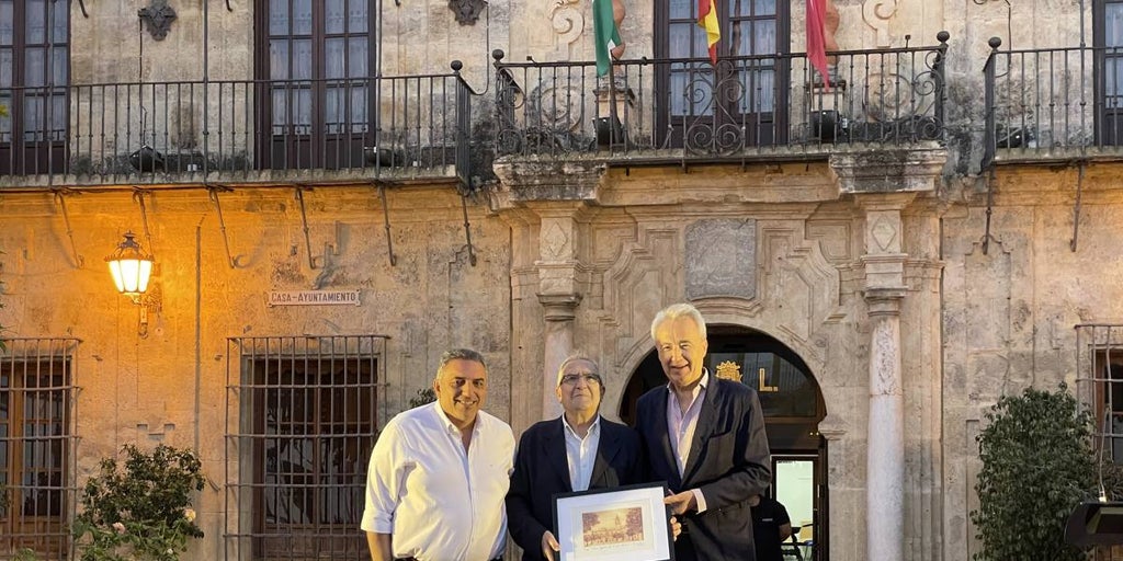 Rogelio Reyes: 'Plaza del reloj', el tiempo revivido