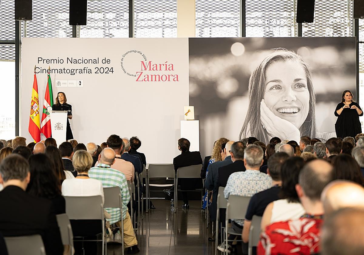 María Zamora recibe el premio Nacional de Cinematografía 2024