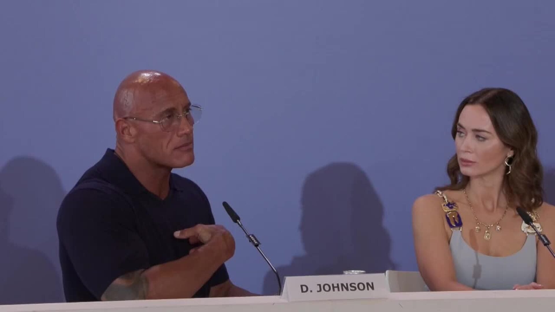 Dwayne Johnson presenta 'The Smashing Machine' en Venecia: "ahora vivo ...