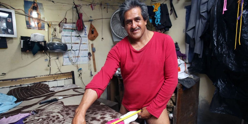 La vida de pena del hombre con el pene más grande del mundo: 48 ...