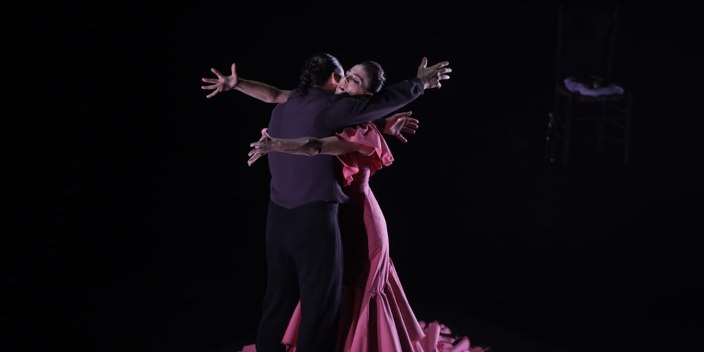 La Piñona baila de todo