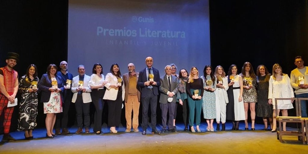Sevilla acoge este jueves la gala de los II Premios de Literatura ...