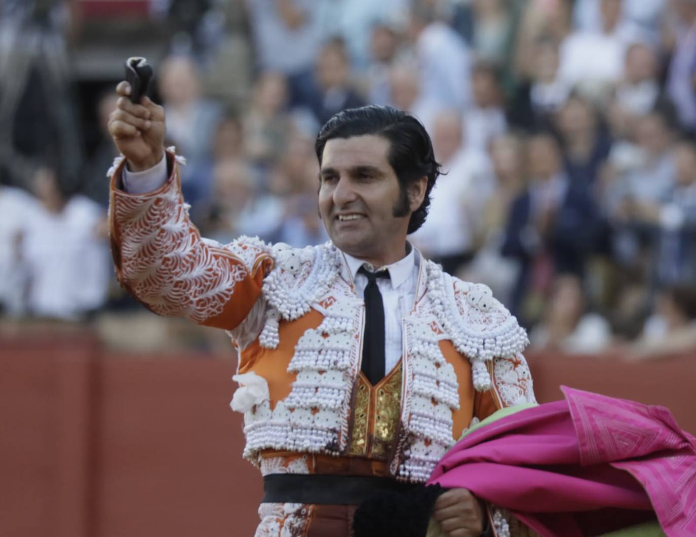 Las imágenes de la corrida de Morante, Talavante y De Justo en Sevilla 2023