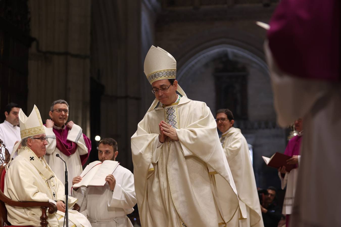 La ordenación de los dos nuevos obispos de Sevilla, en imágenes