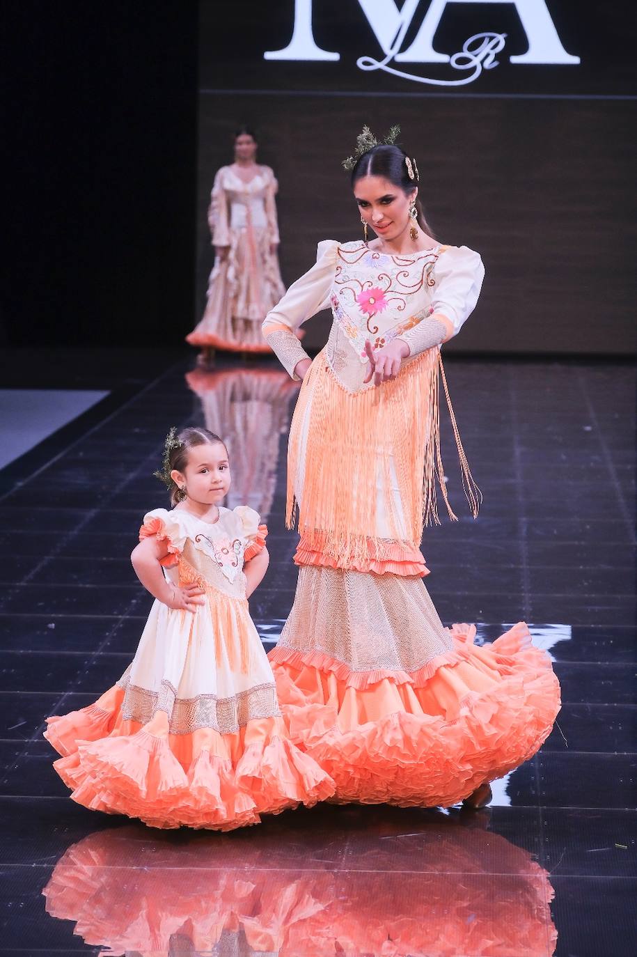 El desfile de María Amadorr en SIMOF 2024, en imágenes