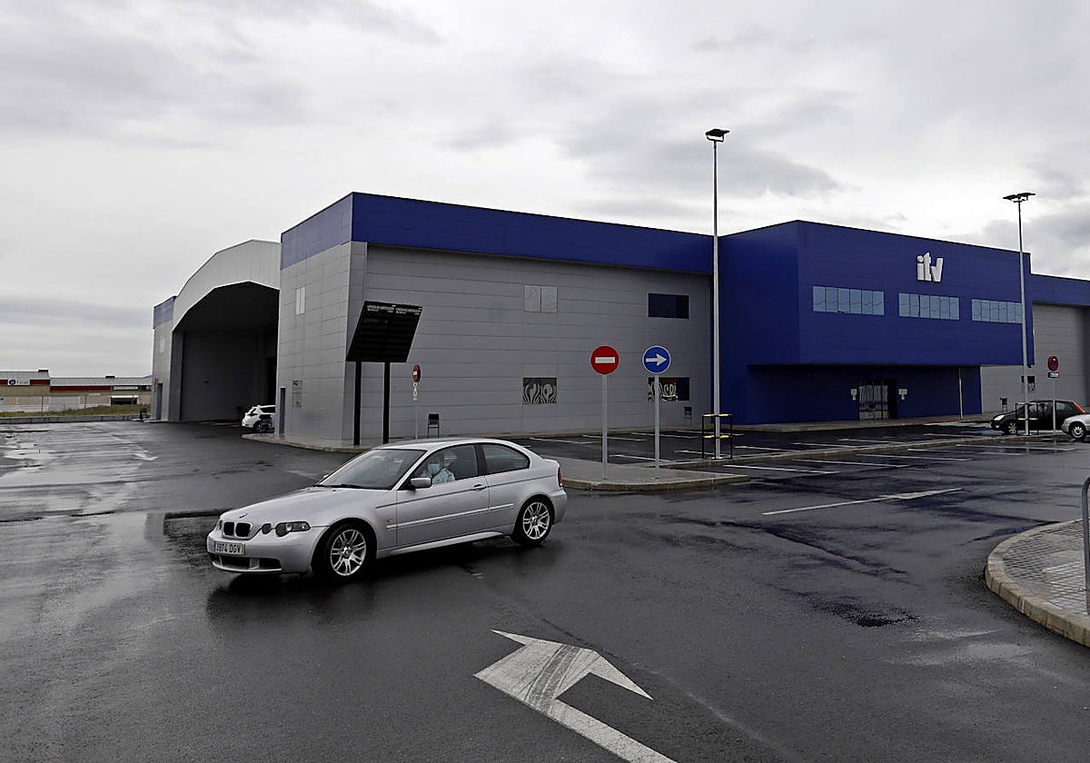 Las ITV de Andalucía tendrán 168 puntos de recarga gratuitos para ...