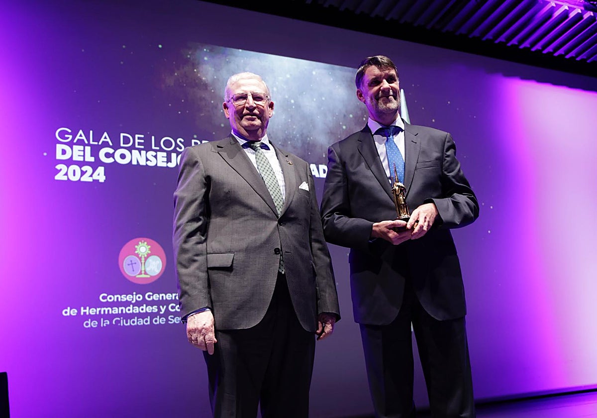 Javier Rubio: «Ojalá Fernando hubiera recogido este premio»