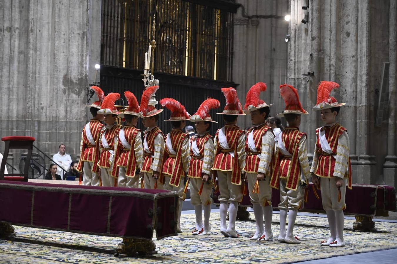 En imágenes, tradicional baile de los Seises en el Corpus de Sevilla 2024