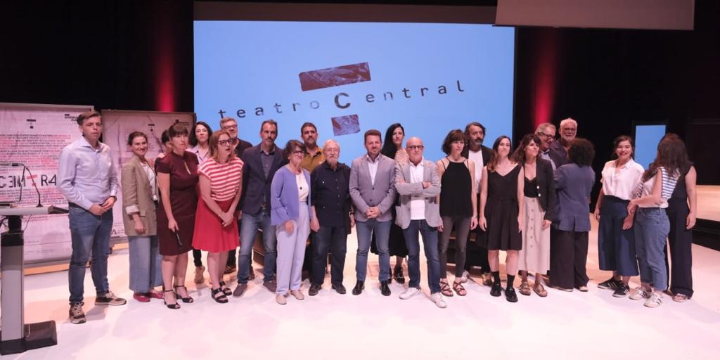 El Teatro Central ofrecerá ocho estrenos absolutos en su temporada 24/ ...