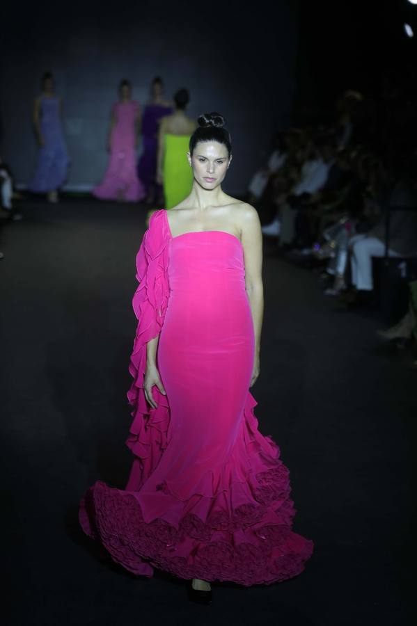 Desfile de Alicia Suárez en We Love Flamenco 2025, en imágenes
