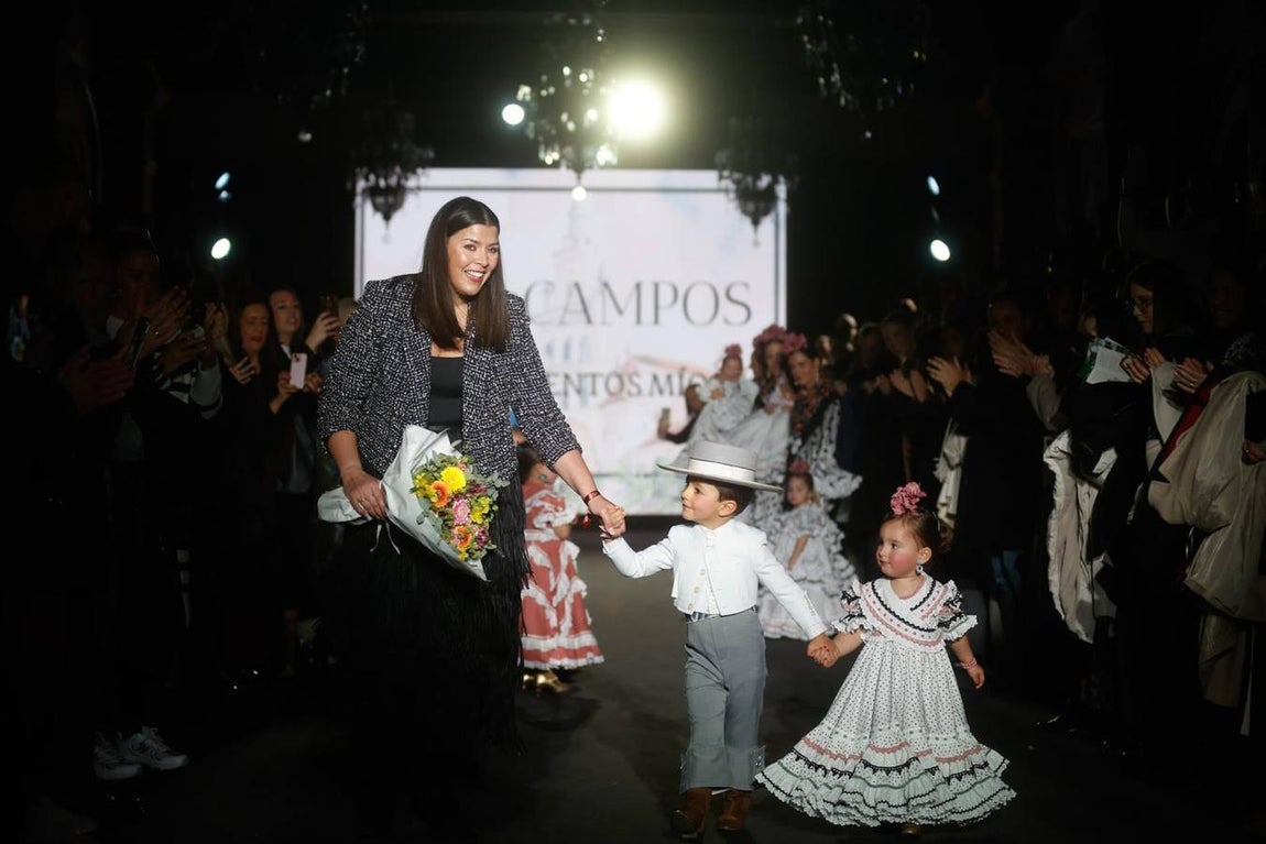 Desfile de Ana Campos Collection en We Love Flamenco 2025, en imágenes