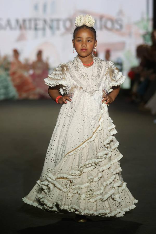 Desfile de Ana Campos Collection en We Love Flamenco 2025, en imágenes