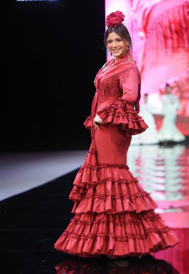 El desfile de Maricruz & Montecarlo desde 1958 en SIMOF 2025, en imágenes