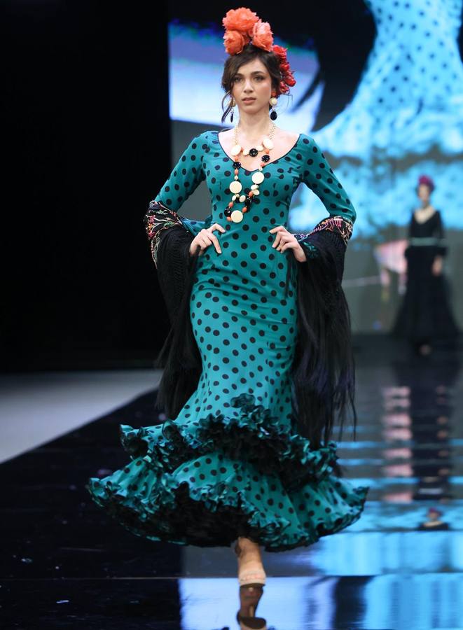 El desfile de Maricruz & Montecarlo desde 1958 en SIMOF 2025, en imágenes