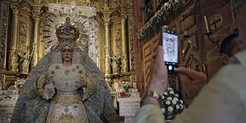 La polémica restauración de la Macarena da la vuelta al mundo, de ...