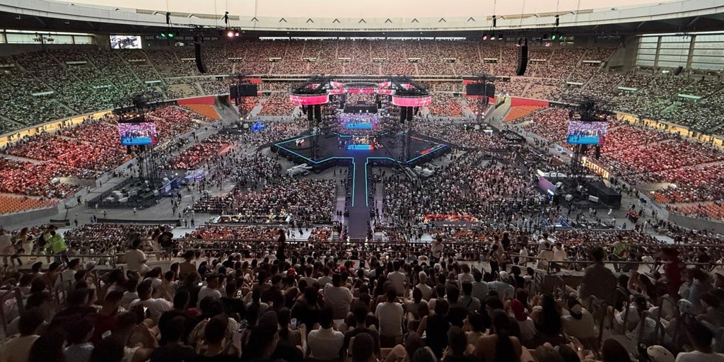 Sevilla vuelve a la primera fila de los grandes eventos con Ibai Llanos y el récord de asistencia