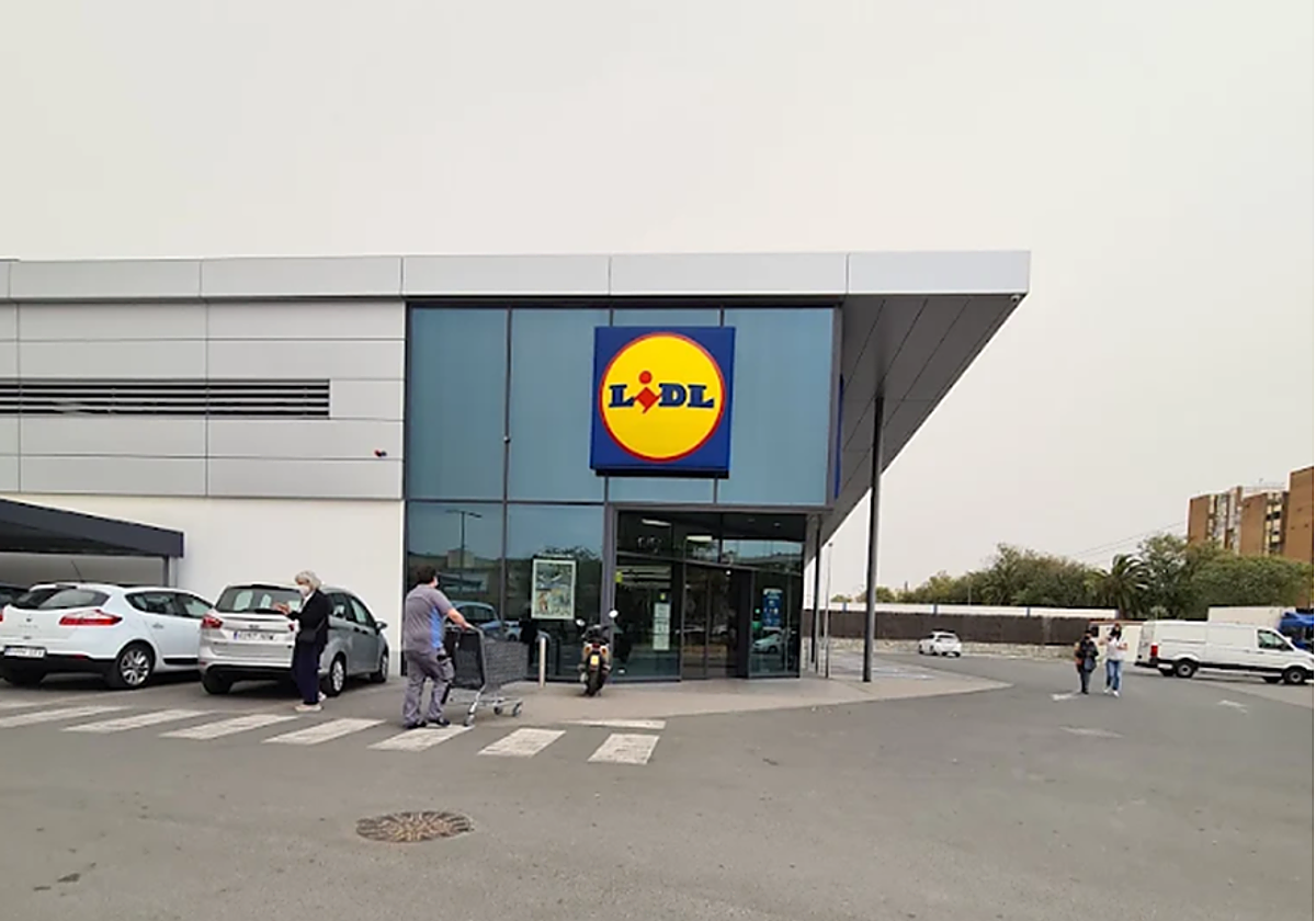 ¿Qué supermercados abren en Sevilla el 1 de noviembre?