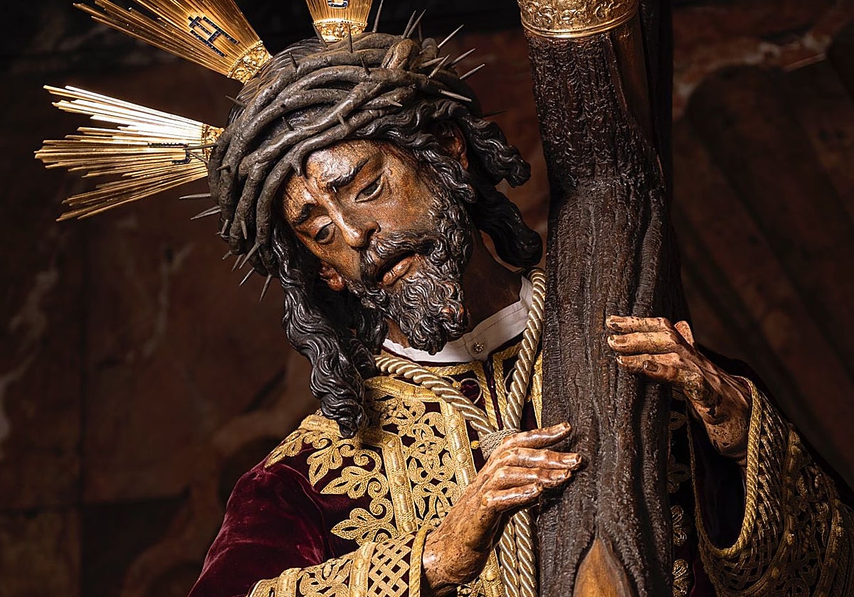 El Gran Poder ya luce la túnica persa para sus cultos anuales