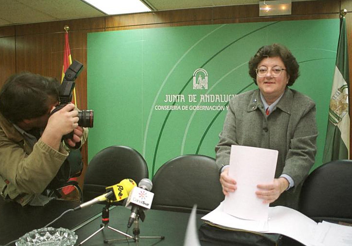 Muere a los 77 años Rosa Bendala, figura clave de la izquierda sevillana