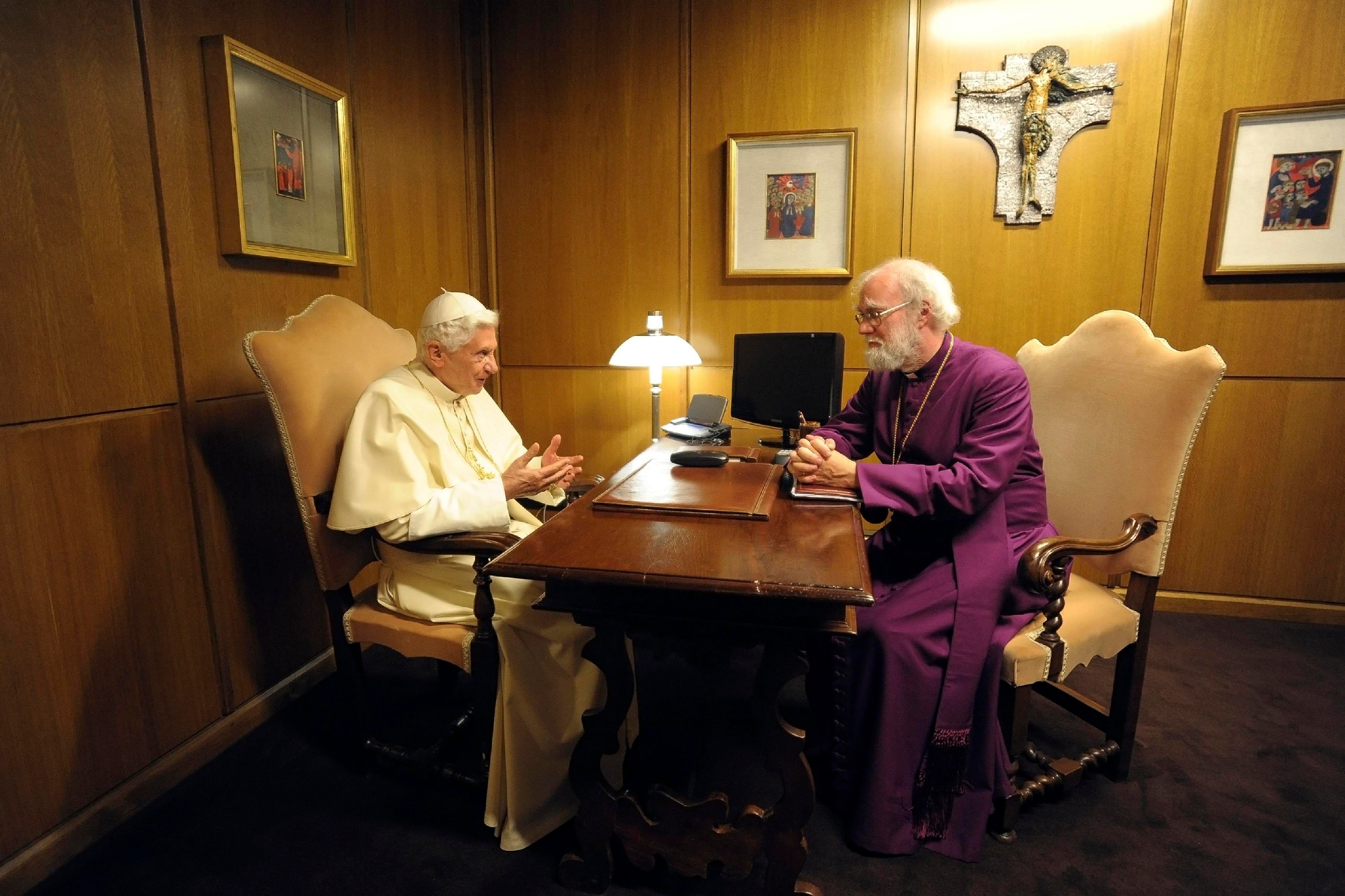 La vida de Benedicto XVI, en imágenes