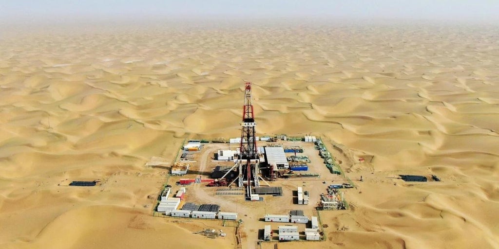 China comienza a excavar el pozo más profundo del mundo