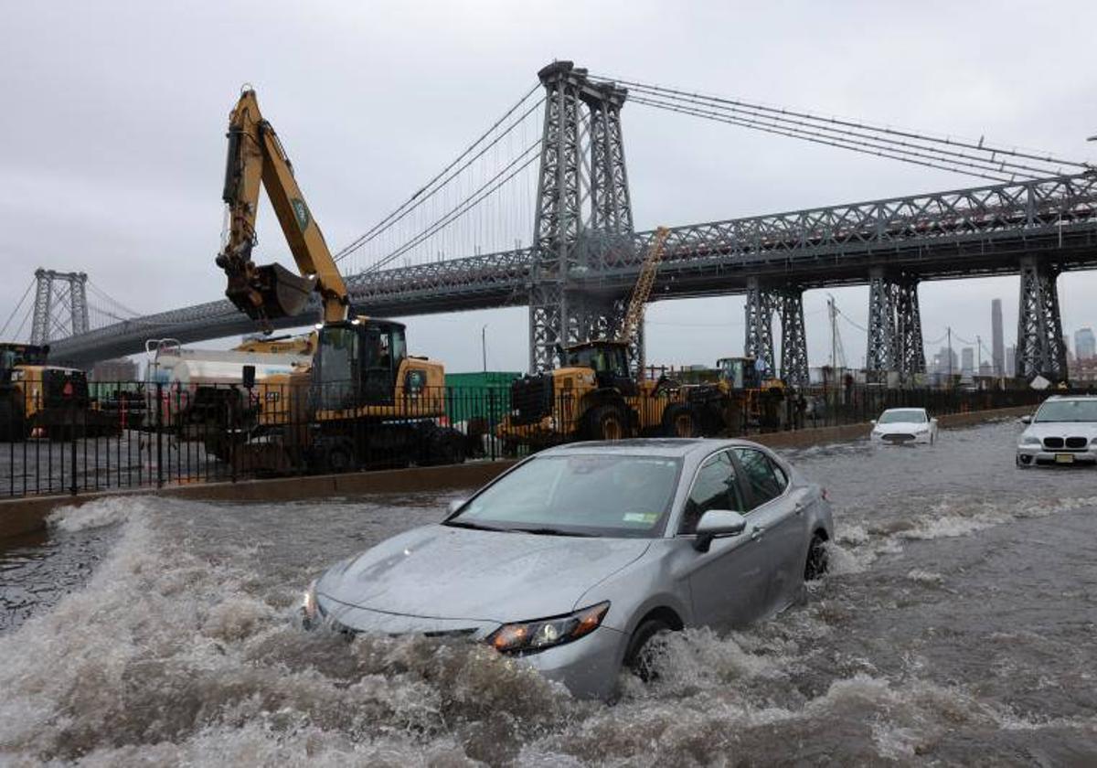 Nueva York Declara El Estado De Emergencia Por Las Lluvias Torrenciales