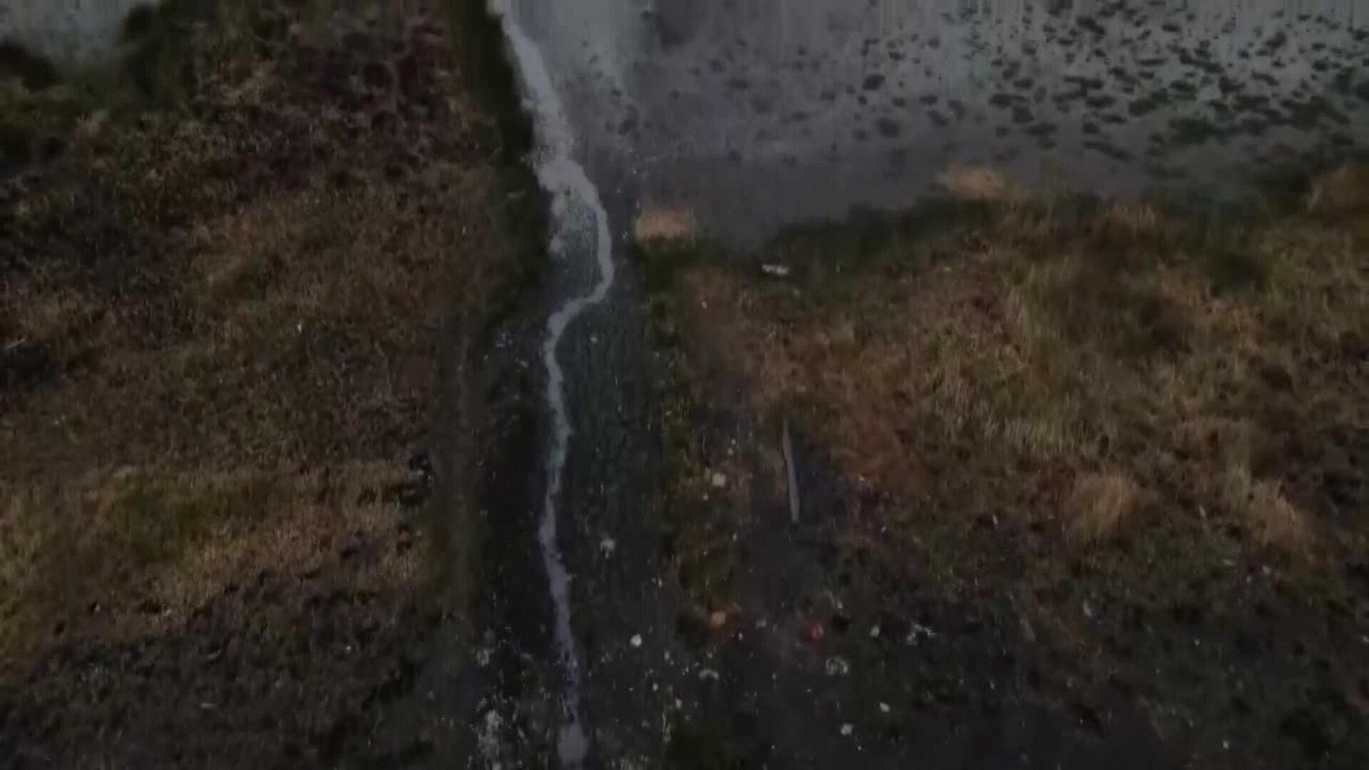 Pobladores del Titicaca ruegan en Bolivia que la lluvia mitigue el daño ...