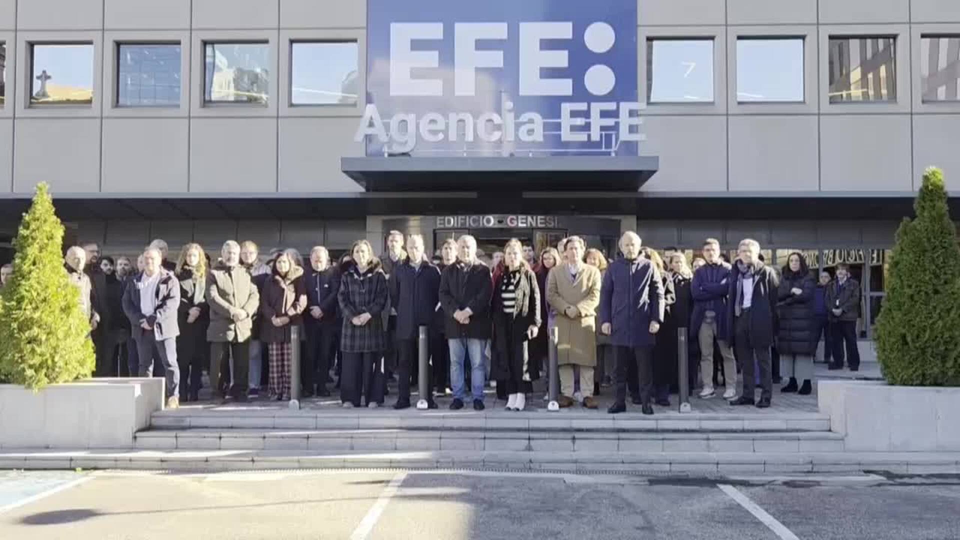 Minuto de silencio en la Agencia EFE por las víctimas de Adamuz