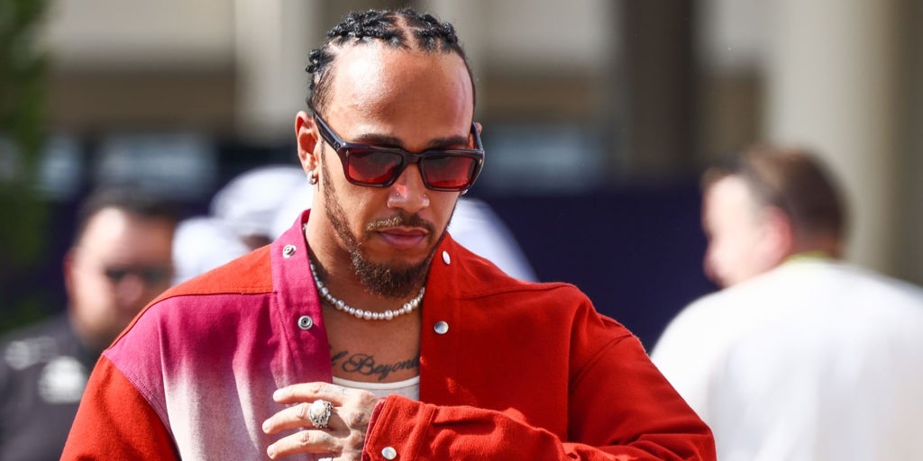 El traje de lujo de Lewis Hamilton para su primer día en Ferrari