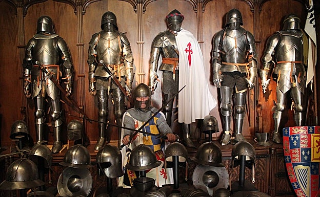 Vuelven los combates medievales al castillo en el que Charlton Heston ...