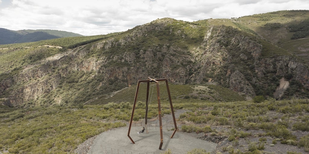 El columpio más alto de España está en un cañón espectacular de El Bierzo