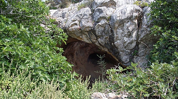 Descubre la Atapuerca andaluza en la Cueva del Higueral, un rincón poco ...