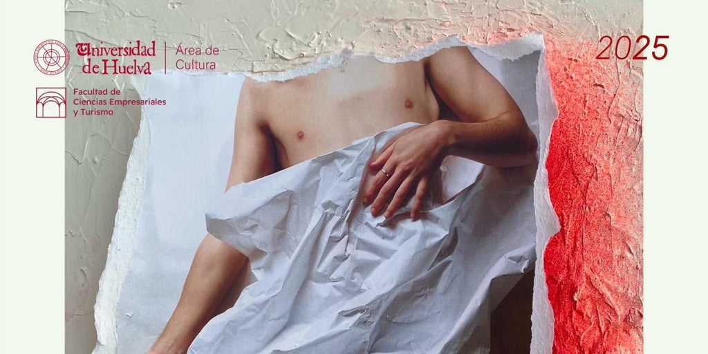 Blas López representa la performance 'El Héroe' en la Universidad de Huelva