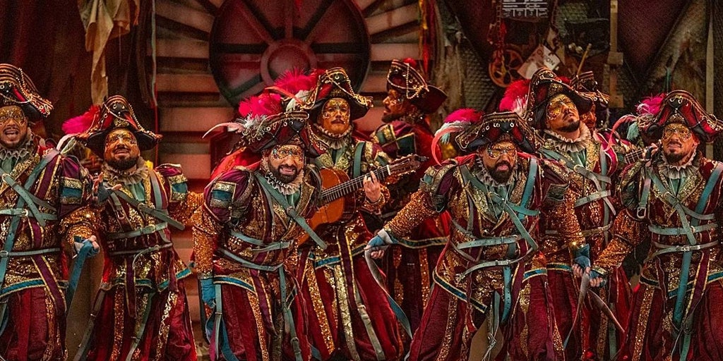 Juanma Moreno responde a las críticas al rey Baltasar en el Carnaval de ...