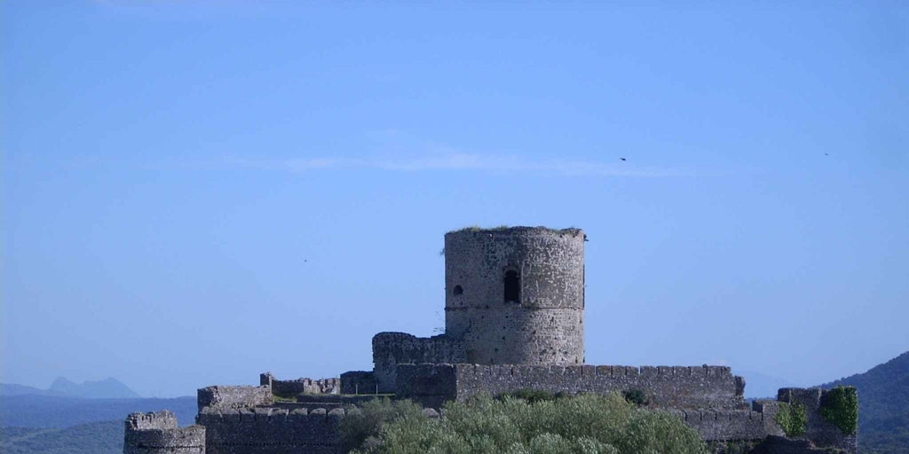 Plan para el fin de semana: Visitar el castillo de Jimena