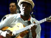 Jimmy Dludlu: «Mi música tiene vocación universal: son ritmos africanos ...