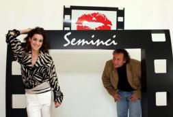 Alberto Lecchi desenrosca la comedia y el amor con «El frasco»