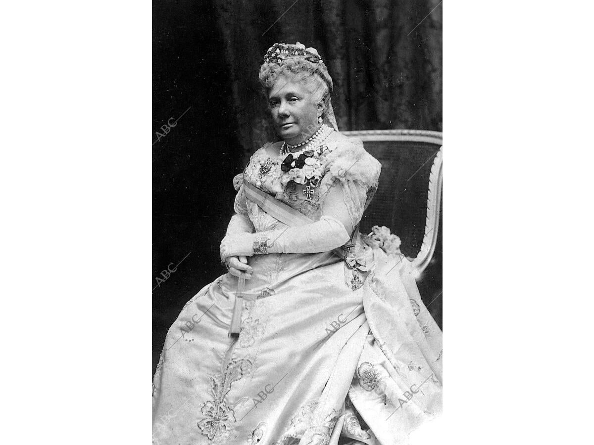 Una fotografía de la Infanta Isabel de Borbón, conocida popularmente ...