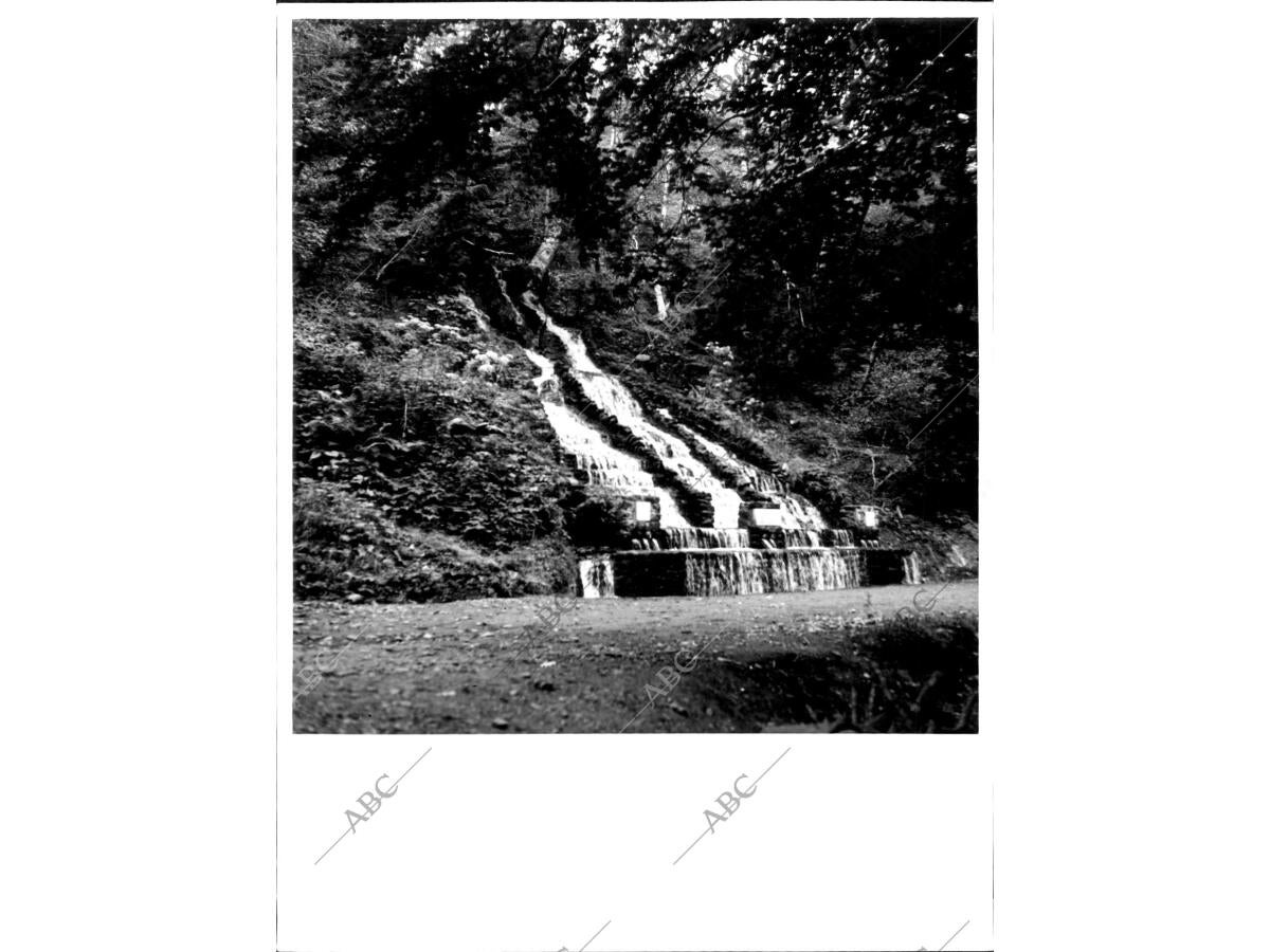 Pirineos Leridanos. La fuente de el Gresillo - Archivo ABC