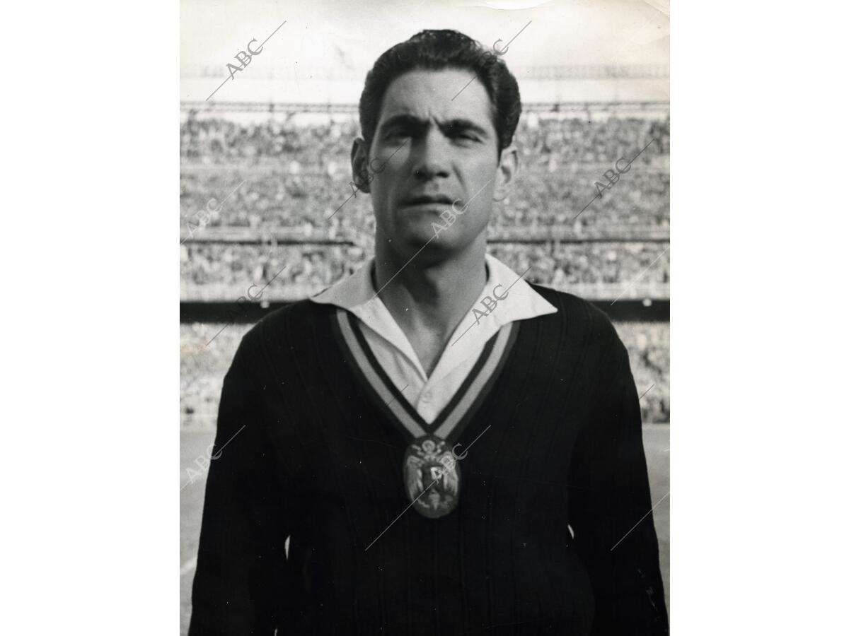 Antoni Ramallets con la selección española en 1957 - Archivo ABC